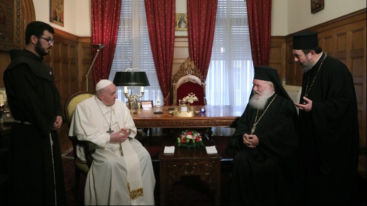 Επίσκεψη Πάπα Φραγκίσκου στον Αρχιεπίσκοπο Ιερώνυμο • Adologala.gr ...