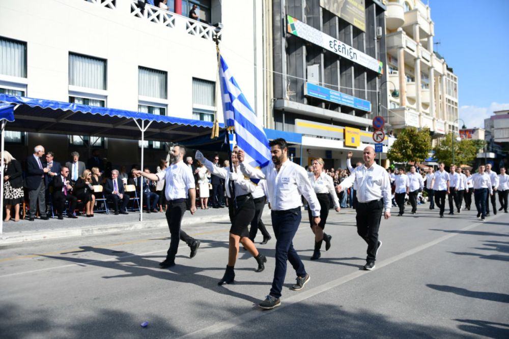 Ο Εορτασμός της Εθνικής Επετείου της 28ης Οκτωβρίου 1940 στη Λάρισα ...