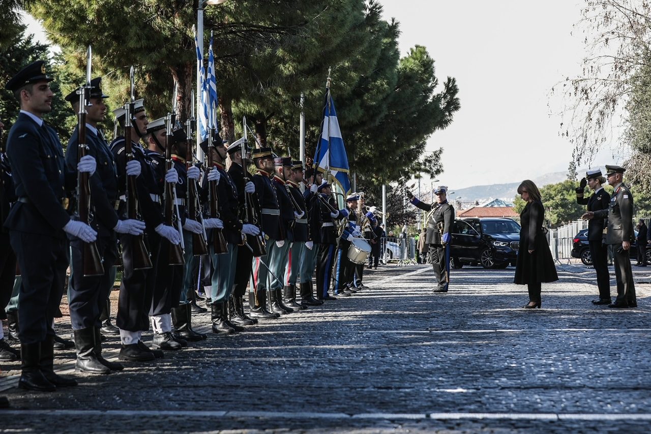 Κατάθεση στεφάνου στο Μνημείο Ολοκαυτώματος Ελλήνων Εβραίων από την ΠτΔ ...