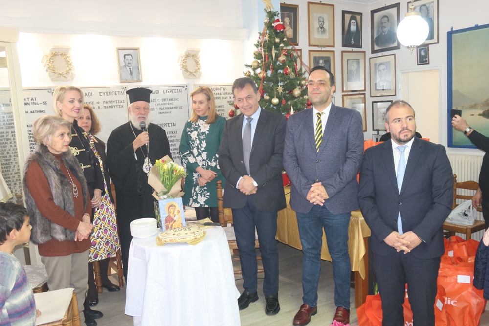 Στην εκδήλωση της Αδελφότητος των εν Αθήναις Ανωμεριτών Μυκόνου, ο ...