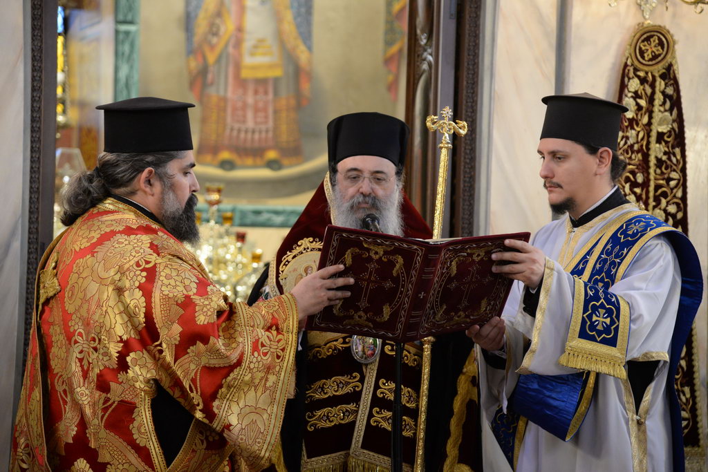 25η Μαρτίου στη Μητρόπολη Πατρών Τοπικά Νέα • Adologala.gr ...