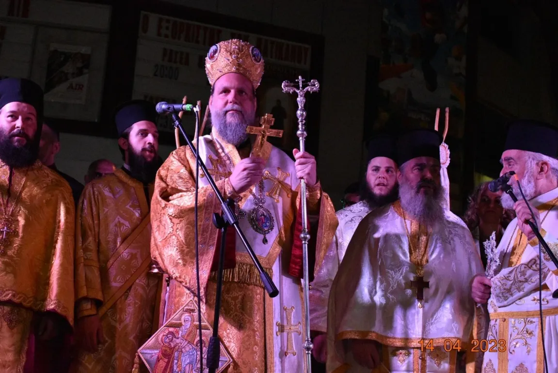 Η Ακολουθία του Επιταφίου στο Ηράκλειο Αττικής Τοπικά Νέα • Adologala ...