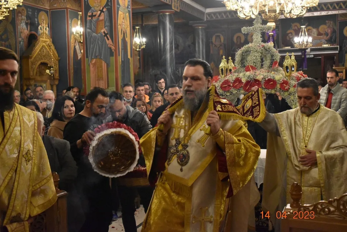 Η Ακολουθία του Επιταφίου στο Ηράκλειο Αττικής Τοπικά Νέα • Adologala ...