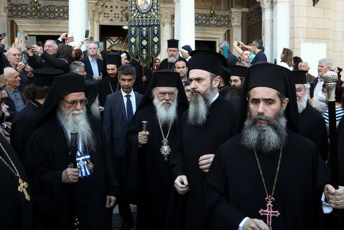 Αναχώρησε η Ιερά Εικόνα της Παναγίας «Άξιον Εστί» από την Αθήνα - Το ...