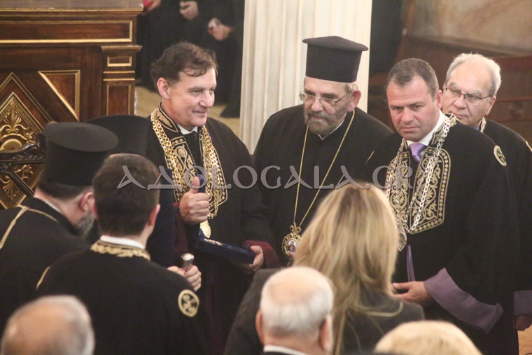 ΦΩΤΟΡΕΠΟΡΤΑΖ: Επίτιμος Καθηγητής του ΕΚΠΑ αναγορεύθηκε ο πρώην ...
