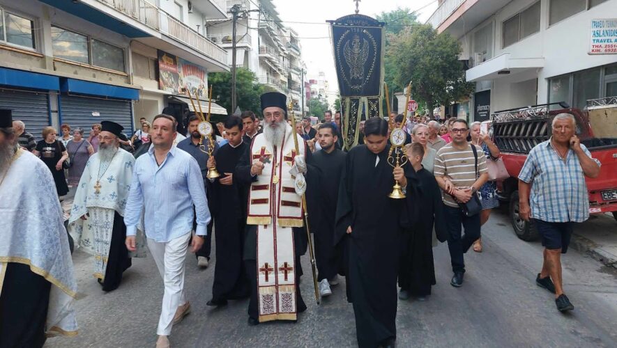 Η παλαιά βυζαντινή εορτή της Προόδου του Τιμίου Σταυρού και νυχτερινή ...
