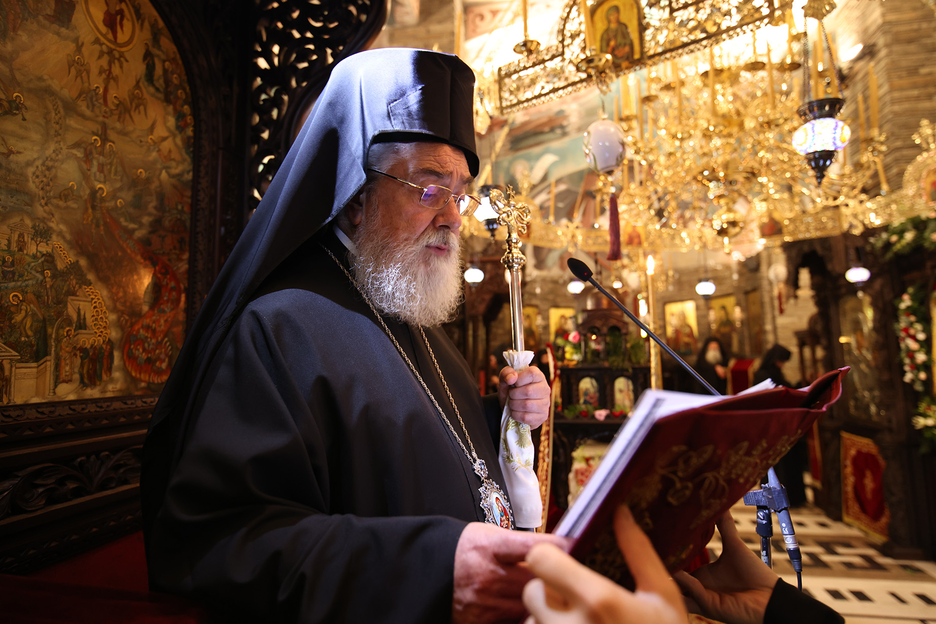Τα εγκώμια της Υπεραγίας Θεοτόκου στην Ιερά Μονή Τρικόρφου Φωκίδος ...
