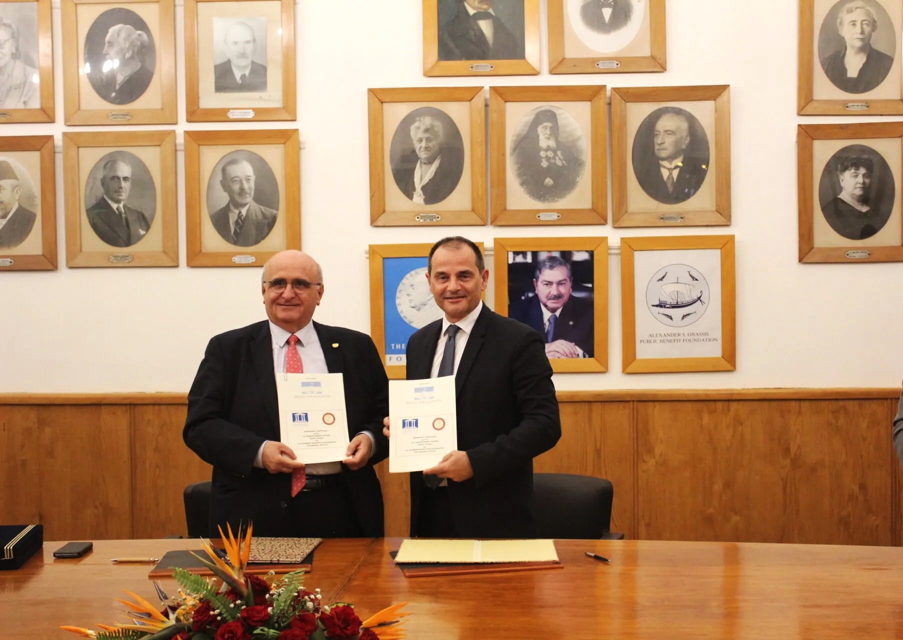 Επίσκεψη αντιπροσωπείας του Πανεπιστημίου Πατρών στον Πατριάρχη ...