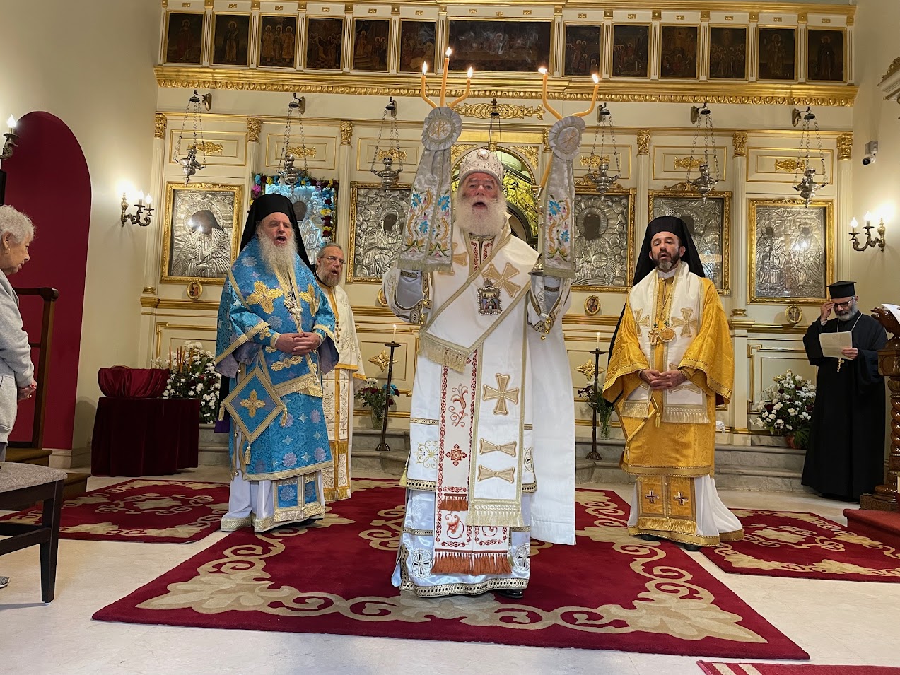 Πατριαρχική Θεία Λειτουργία στον πανηγυρίζοντα Ιερό Ναό του Αγίου ...