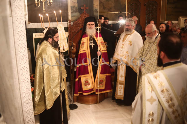 Ο Επίσκοπος Φωτικής Νεκτάριος στον εσπερινό του Αγίου Σάββα στο ...