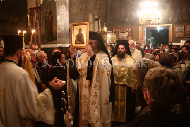 Ο Επίσκοπος Φωτικής Νεκτάριος στον εσπερινό του Αγίου Σάββα στο ...