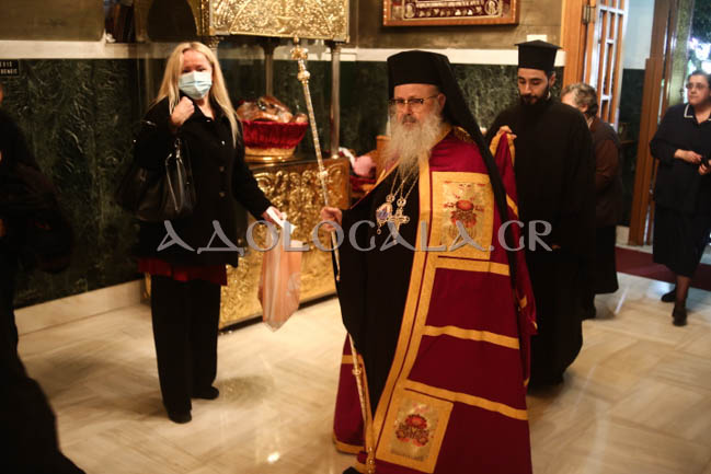 Ο Επίσκοπος Φωτικής Νεκτάριος στον εσπερινό του Αγίου Σάββα στο ...