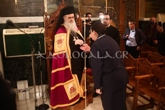 Ο Επίσκοπος Φωτικής Νεκτάριος στον εσπερινό του Αγίου Σάββα στο ...