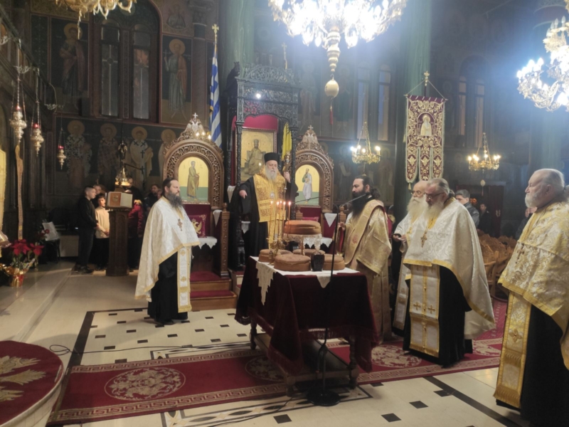 Εορτή της Εικόνας της Παναγίας της Παραμυθίας στον Μητροπολιτικό Ναό ...